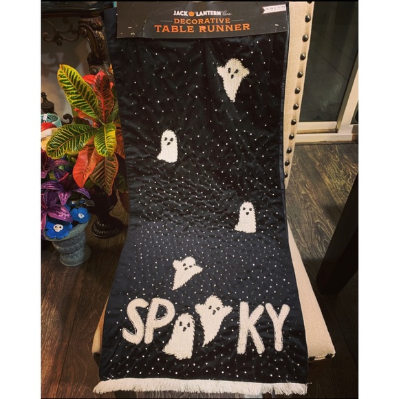Kitchen | Spooky Ghost Table Runner | Poshmark